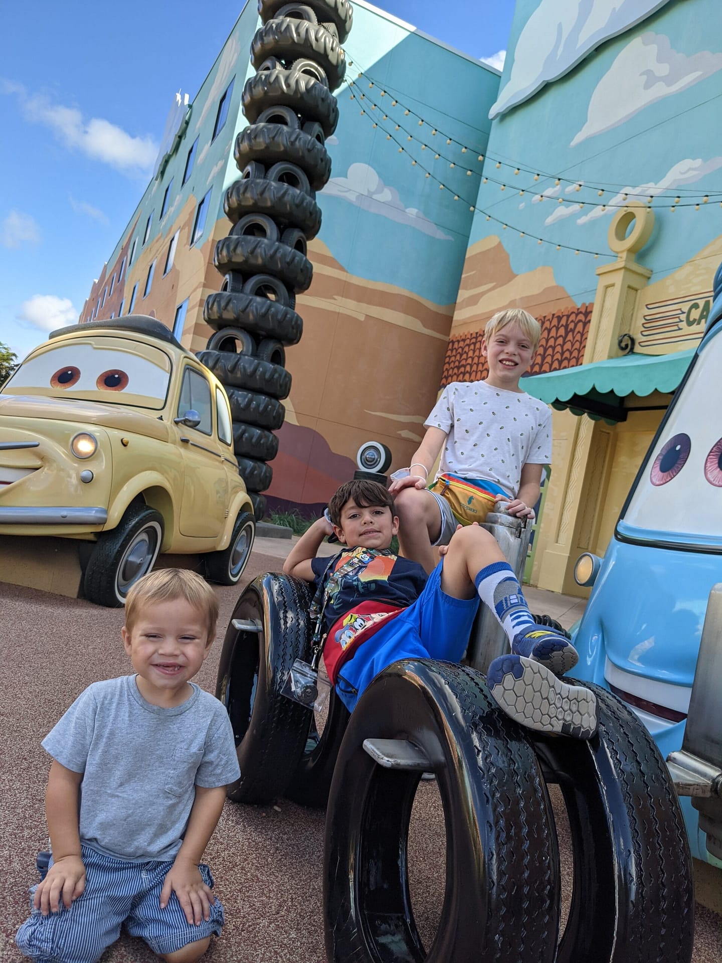 Resort Hopping at Disney World - Simple Magic Planning